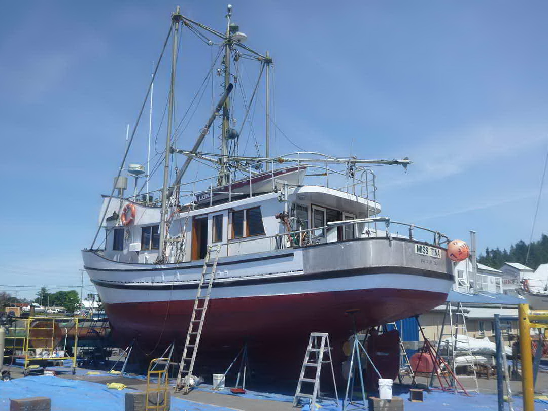 Live Aboard Trawler Cruiser