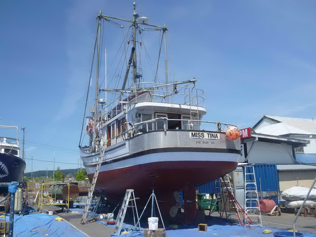 Live Aboard Trawler Cruiser