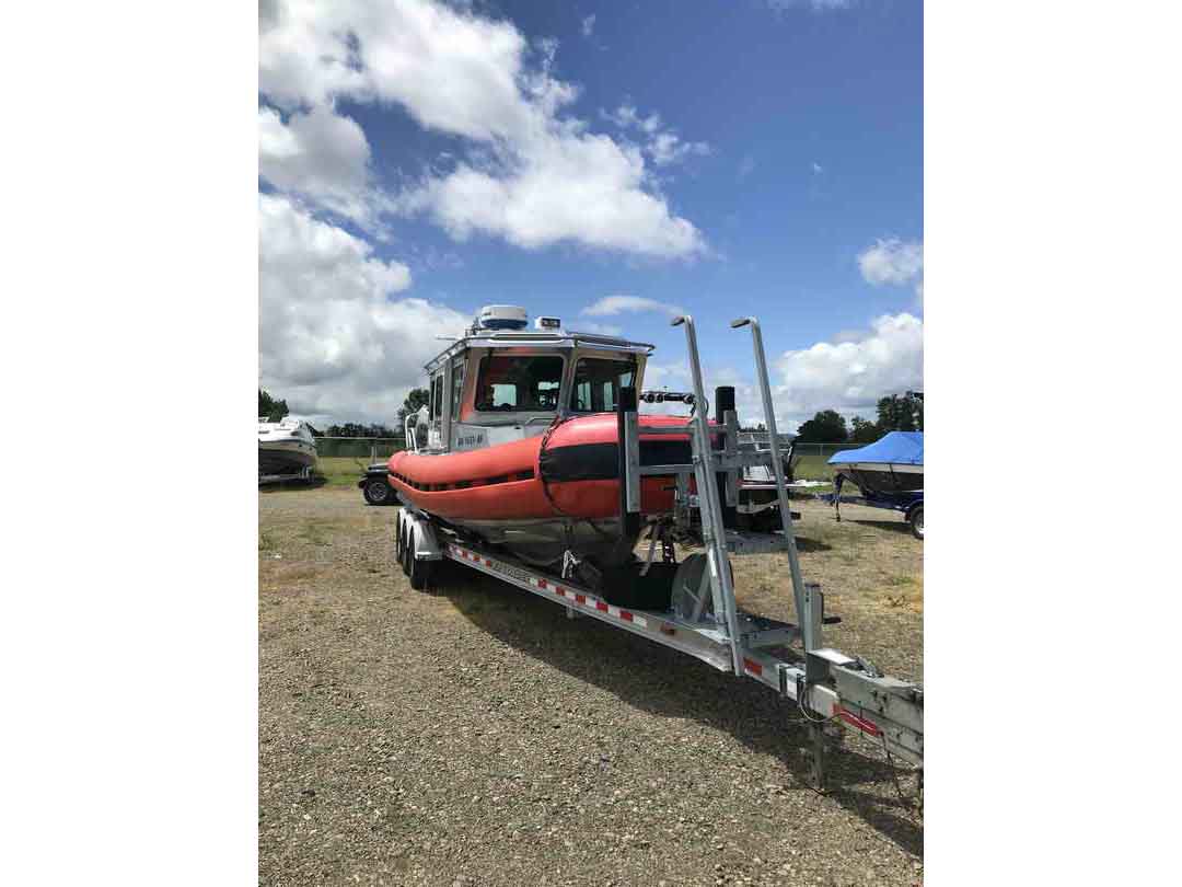 Safe Boat Defender 25